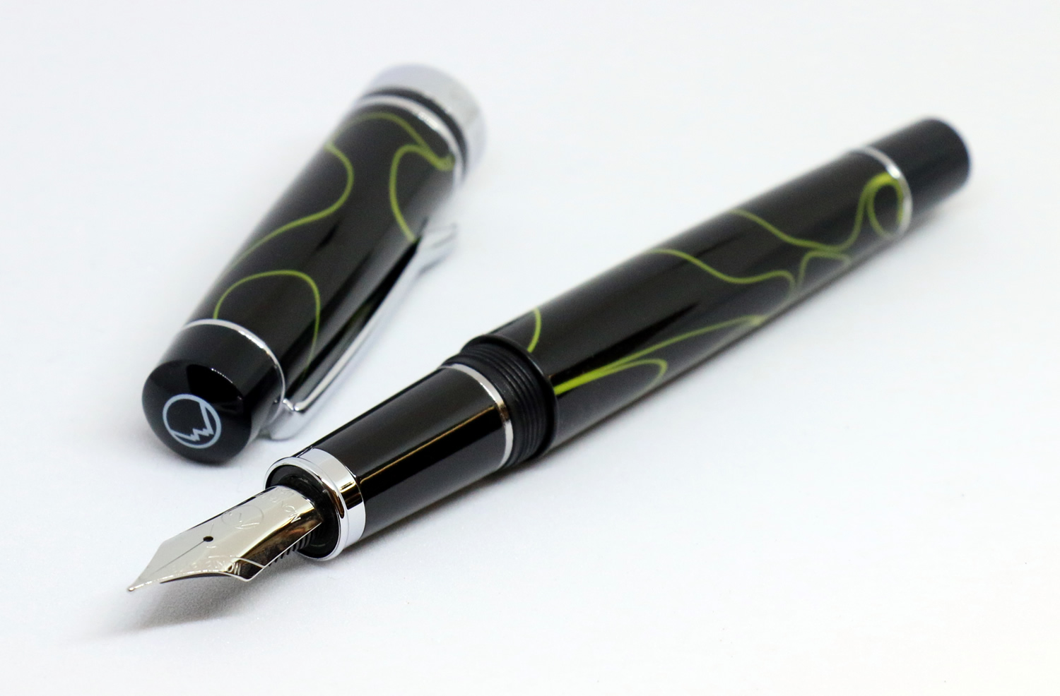 Monteverde Prima Fountain Pen Review & Giveaway - Pen Chalet