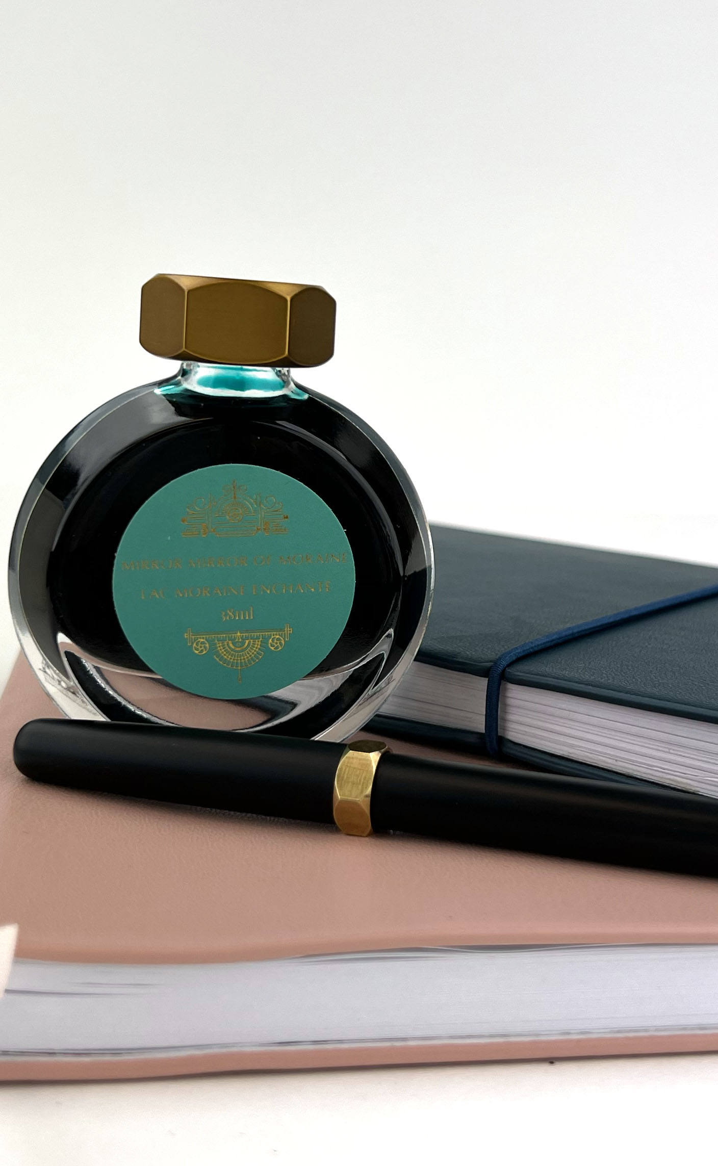 mirror mirror of moraine ink review sneak peek_STORY - Pen Chalet