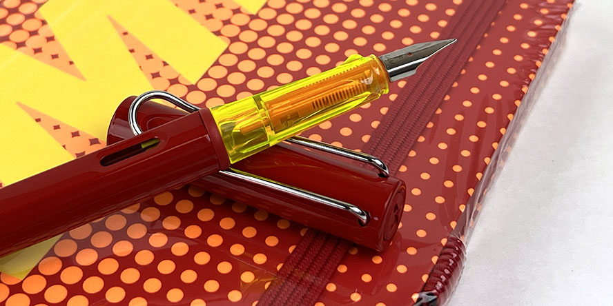 Lamy Gift Set - Notebook & AL-Star Fountain Pens